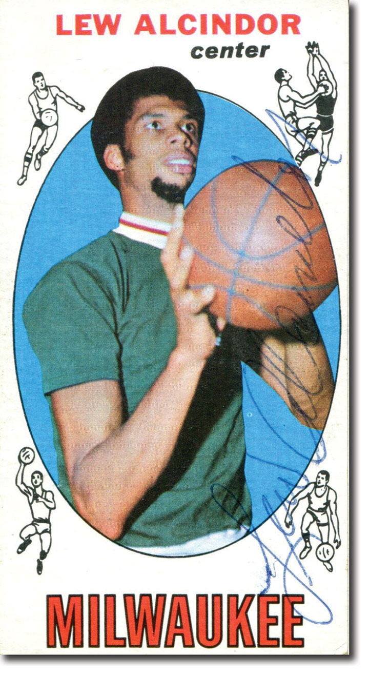 Hoops Hobby Heaven: Collecting Signed Basketball Hall of Fame Rookie Cards
